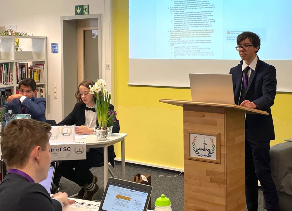 CvL goes MUN - MUNISS 2024 - Carl-von-Linde-Gymnasium Kempten
